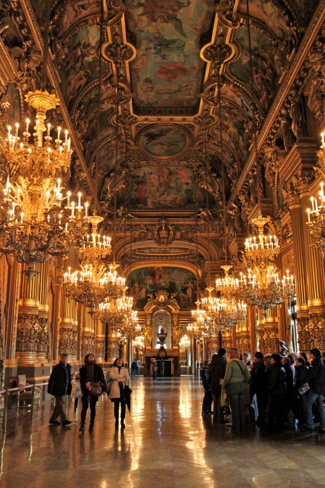 OPERA GARNIER | ELAINE'S MOVEABLE FEAST
